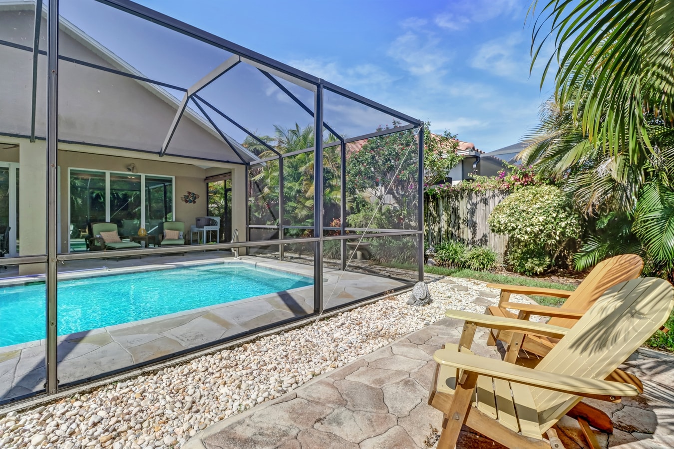 cozy-beach-house-5-minutes-from-vanderbilt-beach-flats-for-rent-in