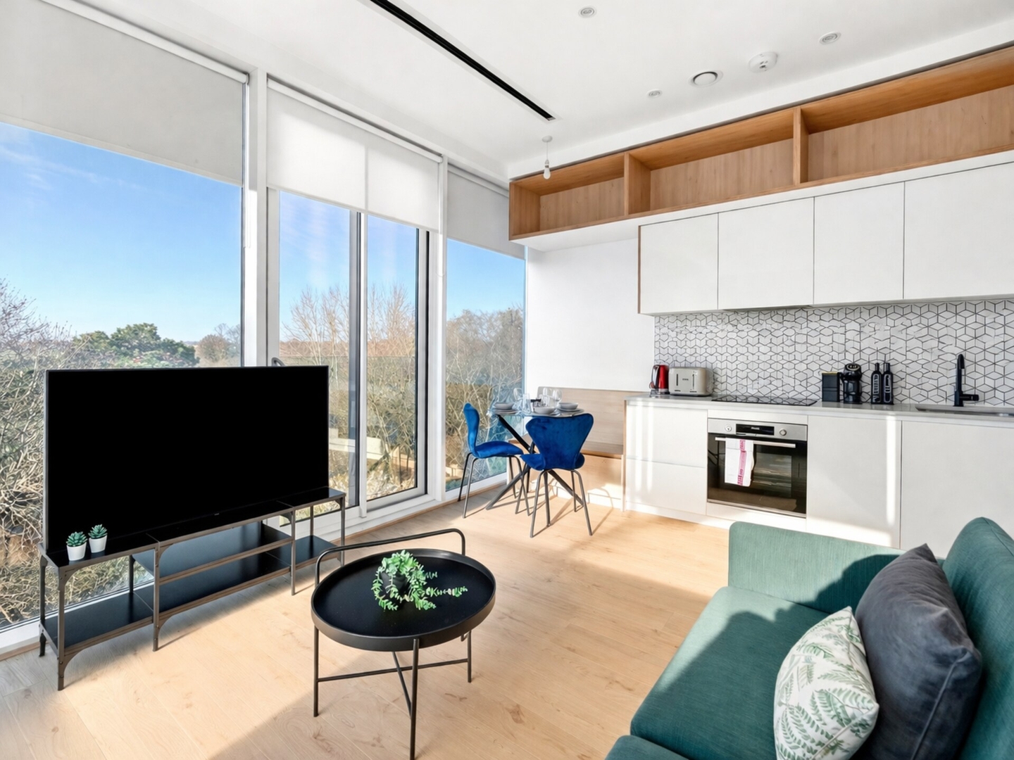 Modern 2br W/ Parking + Lifestyle Amenities Access - Londra