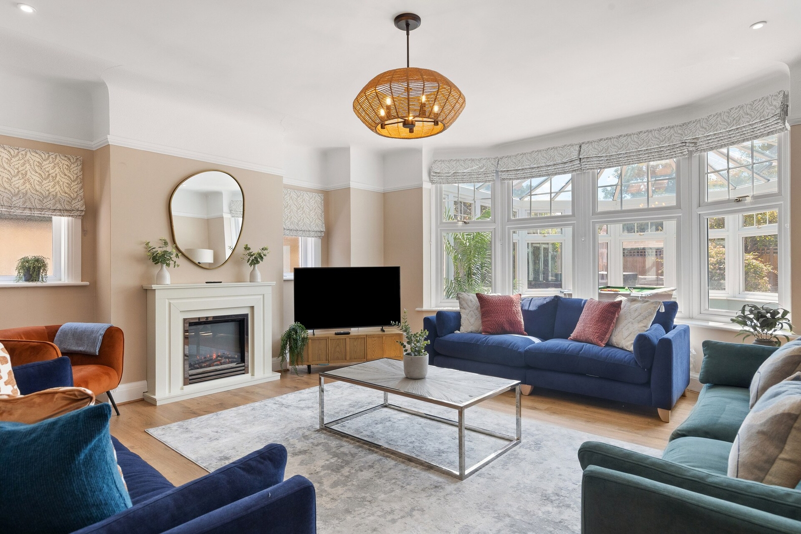 Luxury 8br Bournemouth Home | Hot Tub | Game Room - Bournemouth