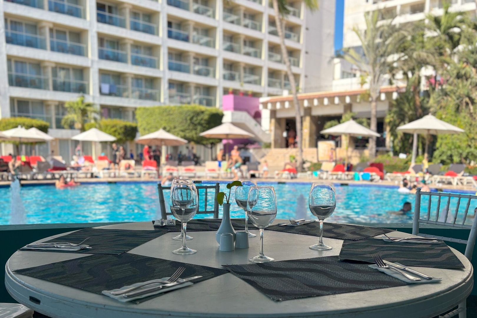 Spacious, Standard With Beach Access & Wifi! - México