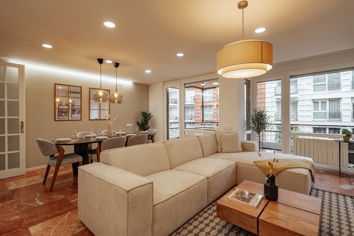 Badi Rooms – All-inclusive room rentals in artfully designed homes