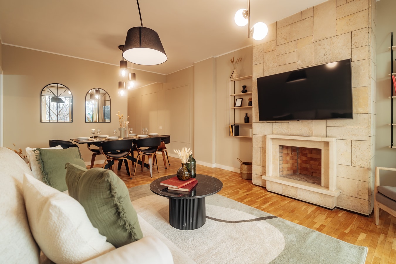 Badi Rooms – All-inclusive room rentals in artfully designed homes