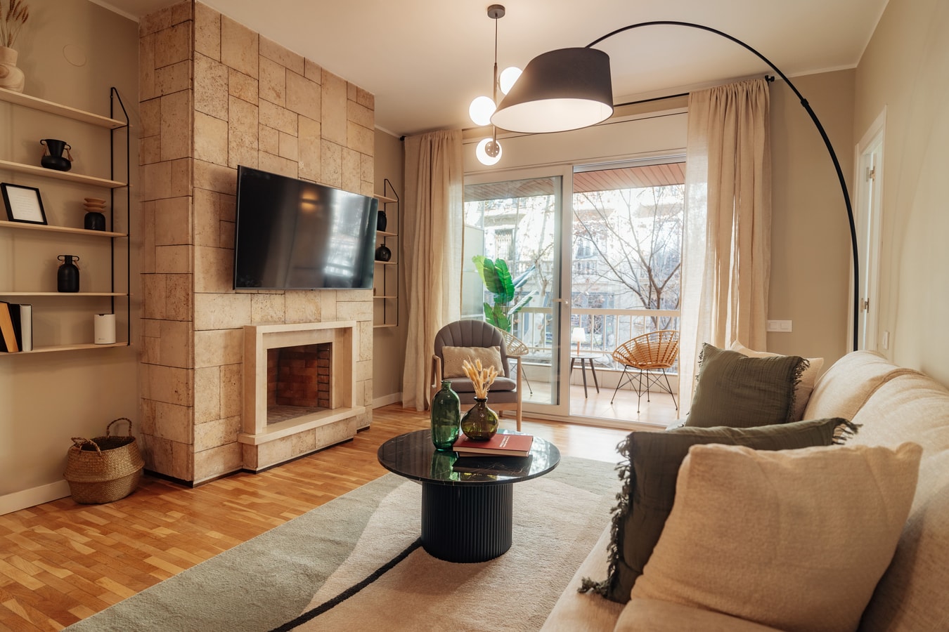 Badi Rooms – All-inclusive room rentals in artfully designed homes