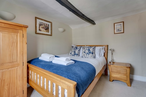 Winter Cottage, Clare | Holiday Cottages in Suffolk | David Burr